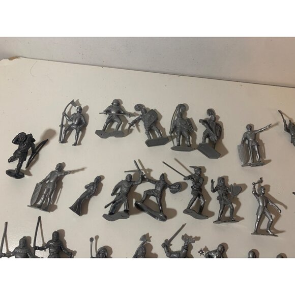Toys | Lot Of 5 Medieval Army Men Collection Bundle Silver Gray Plastic ...